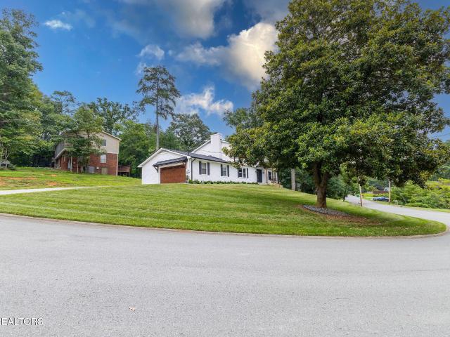 1914 Northwood Drive