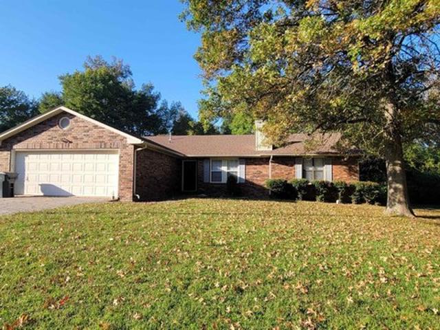 1914 Cherrywood Dr, Jonesboro, AR 72404