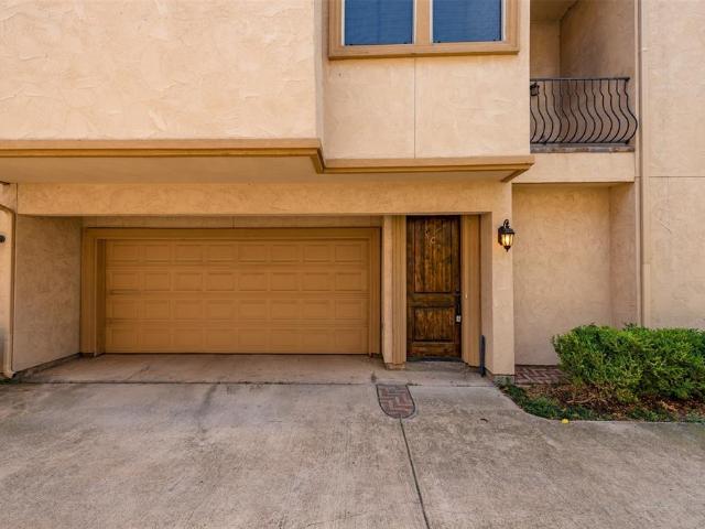 1914 Euclid Ave, Unit C, Dallas, TX 75206 | MLS #21206 | Compass