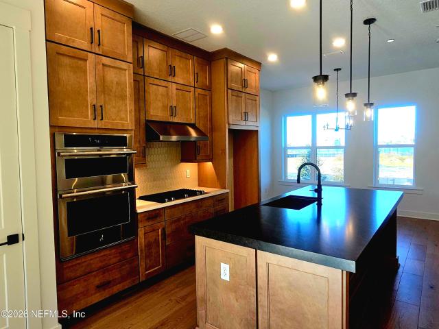 1914 Prudential Dr, Jacksonville, FL 32207 | MLS #2138