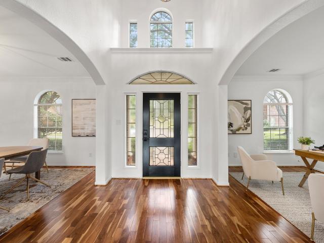 1914 Rosewood Lane