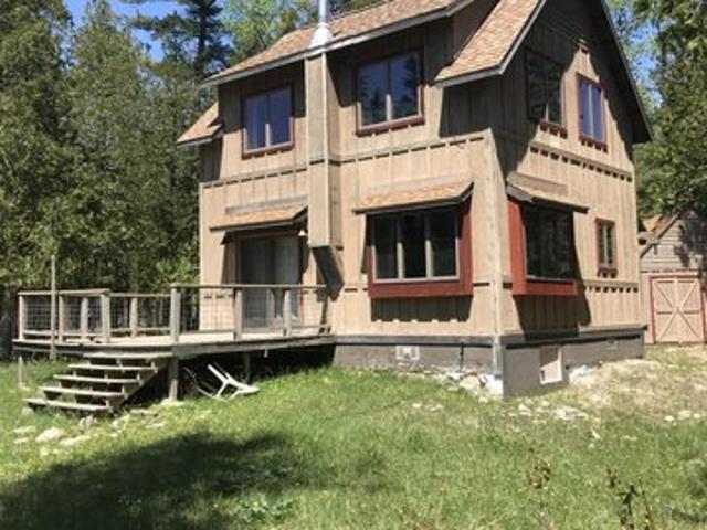 1914 S Point Brulee Rd, Hessel, MI 49745