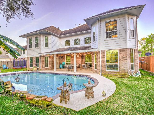 1914 Sand Hollow Ln, Katy, TX 77450 | MLS #30082 | Compass