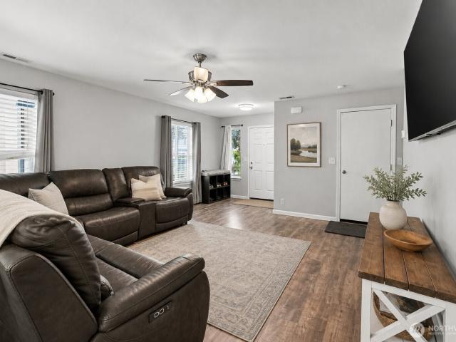1914 179th Street Ct E