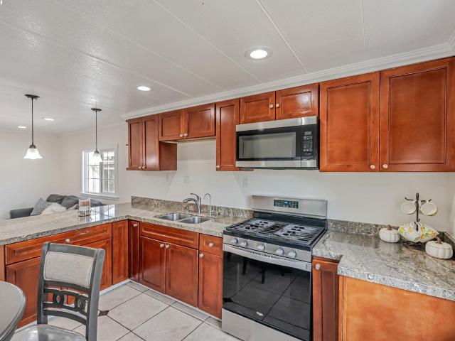 19150 Hesperian Blvd, Unit 19, Hayward, CA 94541 | MLS #41112 | Compass