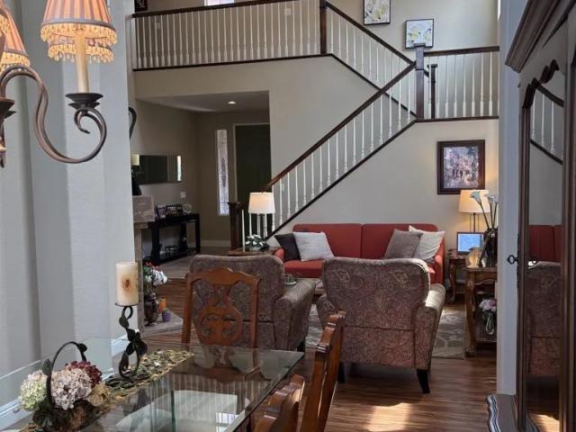 1915 Meeks Bay Dr