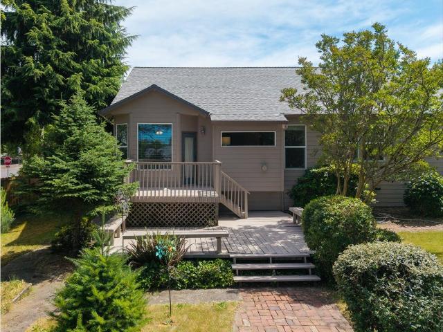 1915 nw cascade heights dr