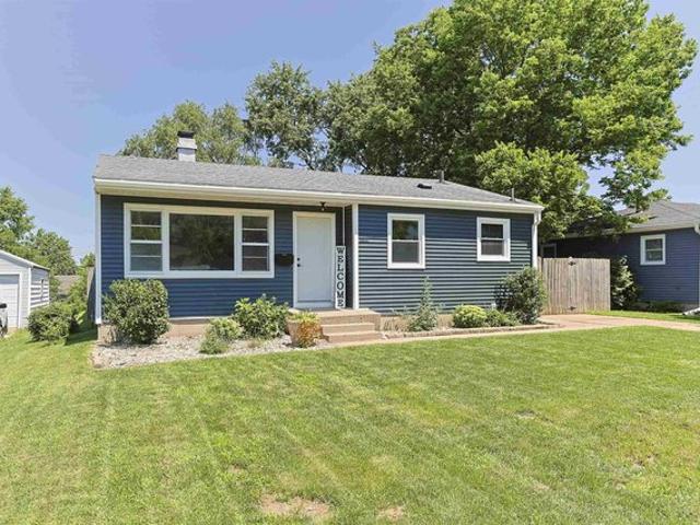 1915 Altgeld St, South Bend, IN 46614