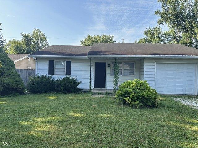 1915 E 15th St, Muncie, IN 47302