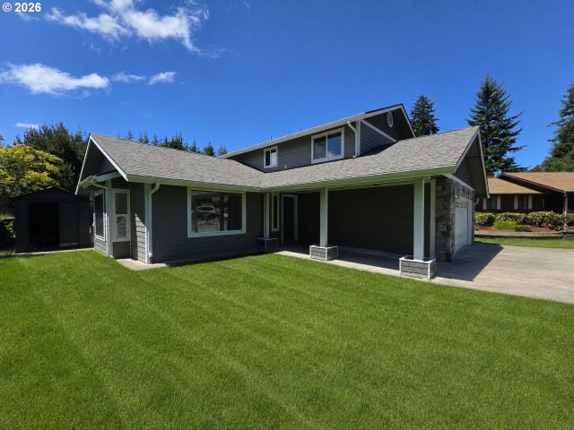 1915 fern ct