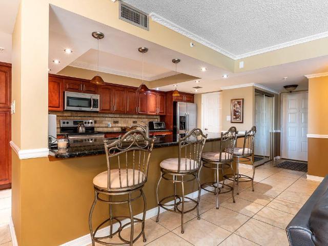 1915 Lavers Cir, Unit E309, Delray Beach, FL 33444 | MLS #R11165