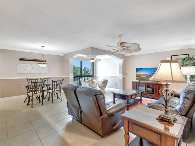 1915 Lavers Circle, E 303, Delray Beach, FL