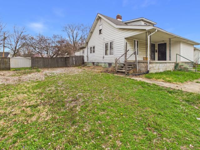 1915 Lincoln St, Anderson, IN 46016 | Compass