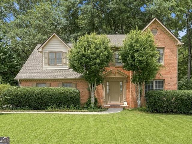 1915 Rockside Ln, Snellville, GA 30078