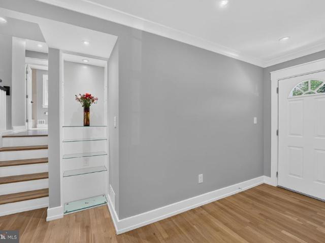 1915 Shannon Court