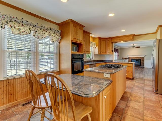 1915 Woodhue Drive