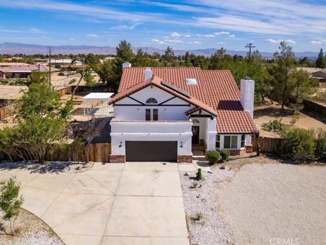 19161 Tecumseh Rd, Apple Valley, CA 92307