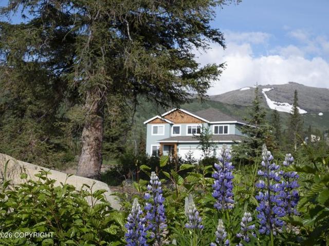 19161 Potter Highlands Dr, Anchorage, AK 99516