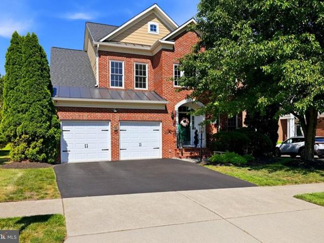 19167 Chartier Dr, Leesburg, VA 20176