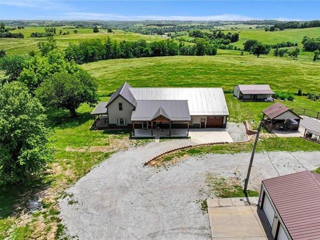 19164 th Rd, Atchison, KS 66002