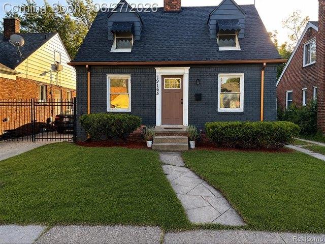 19165 Rutherford St, Detroit, MI 48235