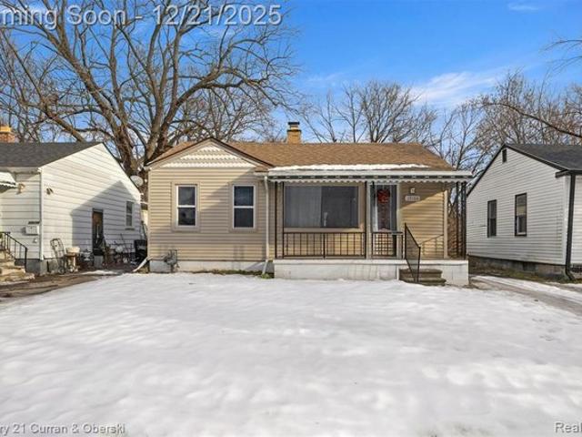 19166 Bentler St, Detroit, MI 48219
