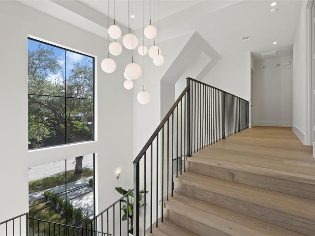 1916 Addison Road