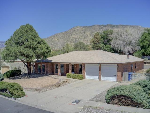 1916 Butterfly Maiden Trl NE, Albuquerque, NM 87112