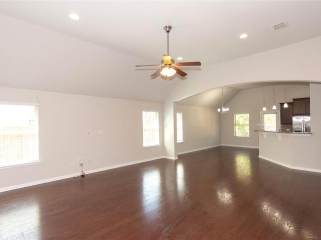 1916 Bobbywoods Ln