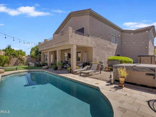 1916 E Claire Dr, Phoenix, AZ 85022