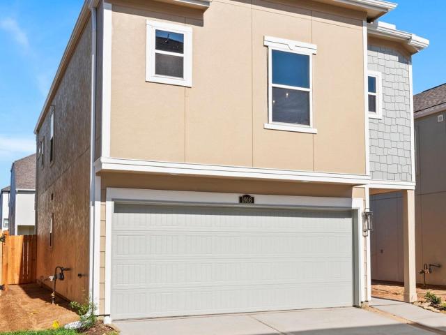 1916 Huntly Chase Drive