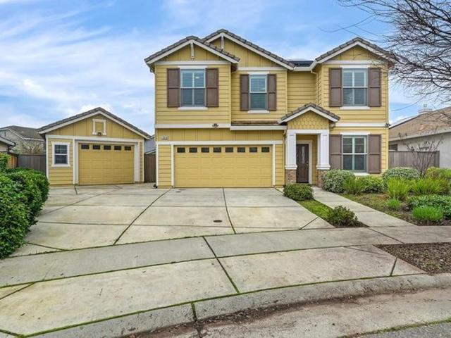 1916 Hartsfield Way, Lincoln, CA 95648