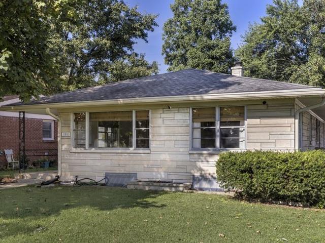 1916 Keller Ave, Columbus, IN 47201