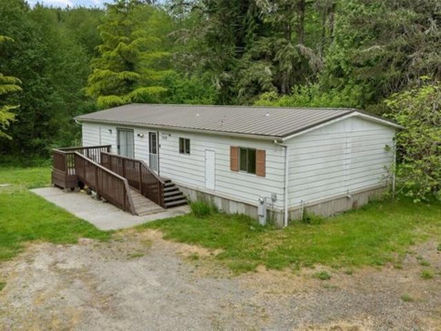 1916 Key Peninsula Hwy NW, Lakebay, WA 98349