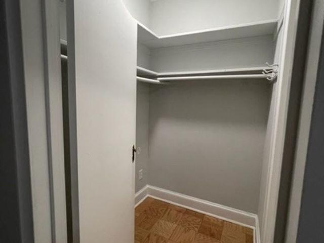 1916 R Street Studio Apartment for Rent at 1916 R St Nw, Washington, DC 20009 Dupont Circle