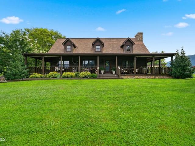 1916 Tate Springs Rd, Big Stone Gap, VA 24219