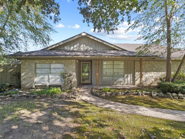 1916 W Sunset Drive