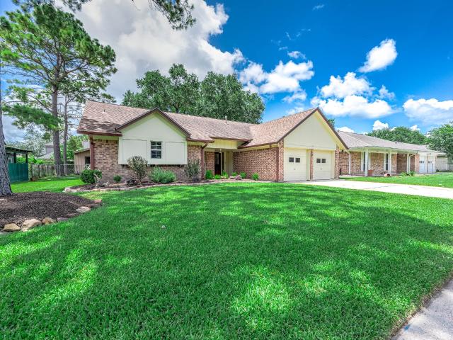1916 Winding Creek Drive