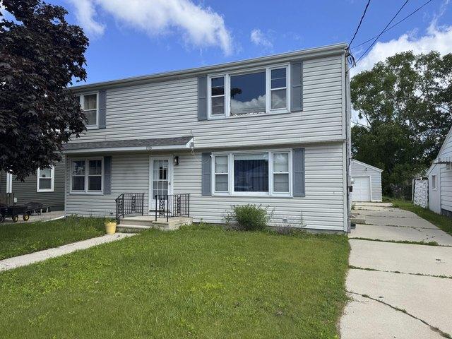 1916 12th St, Two Rivers, WI 54241