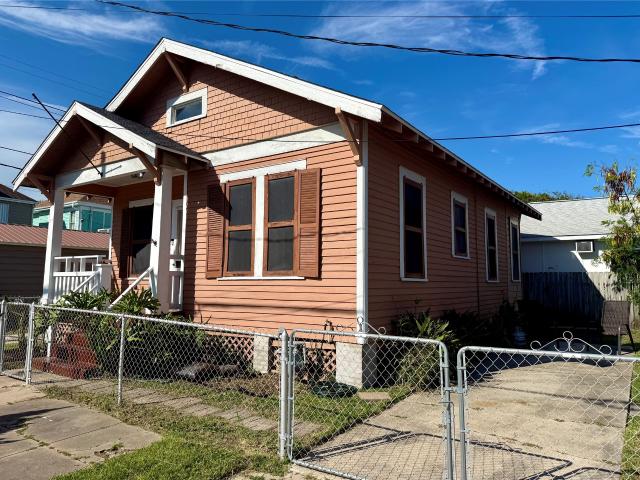 1916 26th Street