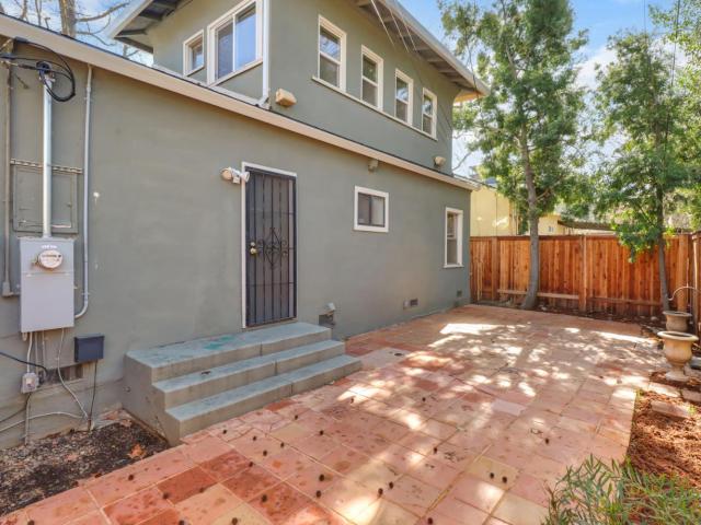 1916 44th St, Sacramento, CA 95819 | MLS #226017