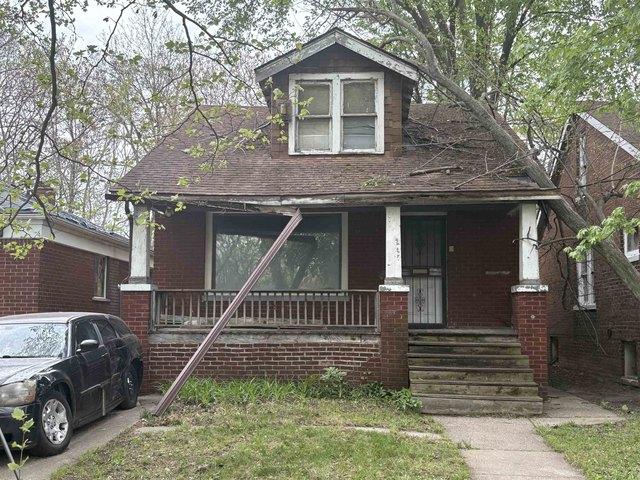 19170 Greeley St, Highland Park, MI 48203