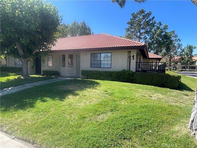 19170 Palo Verde Dr, Apple Valley, CA 92308