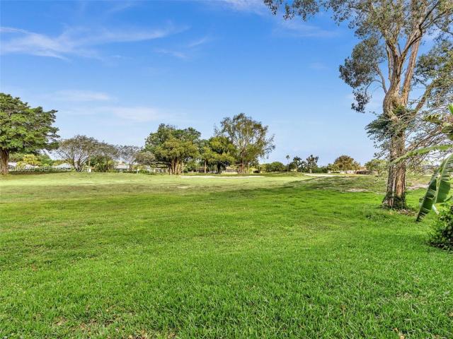 19174 Bob O Link Dr, Hialeah, FL 33015 | MLS #A12000