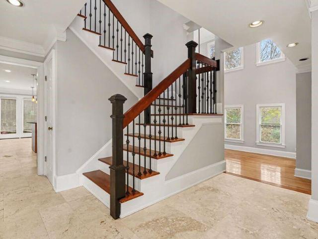 1917 N Decatur Road Unit A