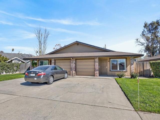 1917 Belcot Rd, Sacramento, CA 95825