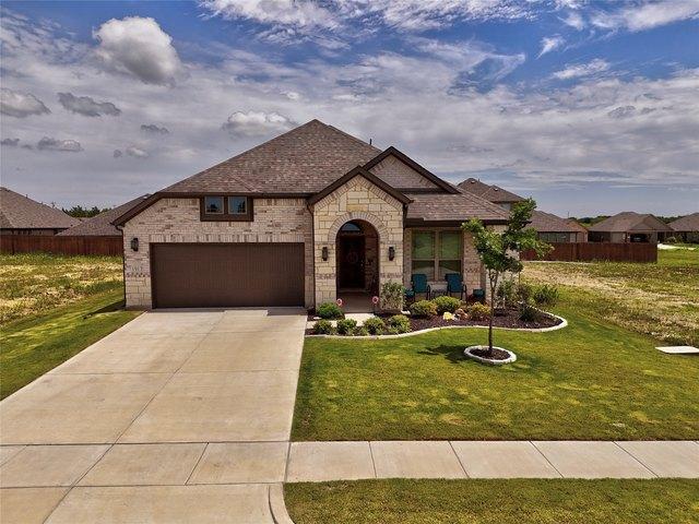 1917 Daybreak Dr, Venus, TX 76009