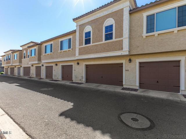 1917 e hampton lane # 104
