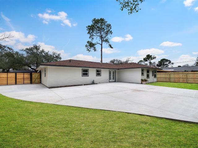 1917 Elmview Drive