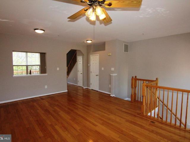 1917 Harpers Court